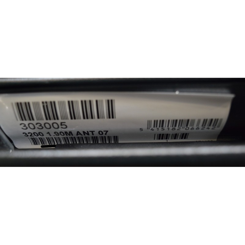 THULE 3200 - Store L1,9m pour Van, Fourgon et Petit Véhicule - 303005