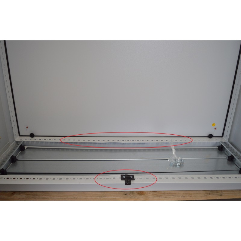 DKC - Armoire Electrique Monobloc Sol CAE 1600x1200x400mm - R5CAE16124